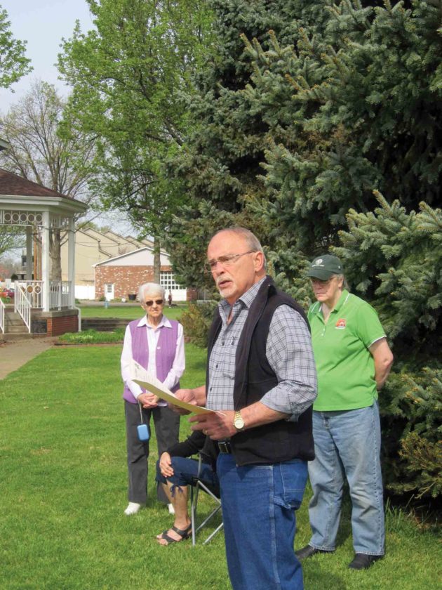 Williamstown, Belpre officials mark Arbor Day | News, Sports, Jobs ...